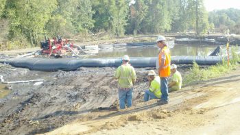 Temporary Water Filled Barriers - Cofferdams - Dam-it Dams